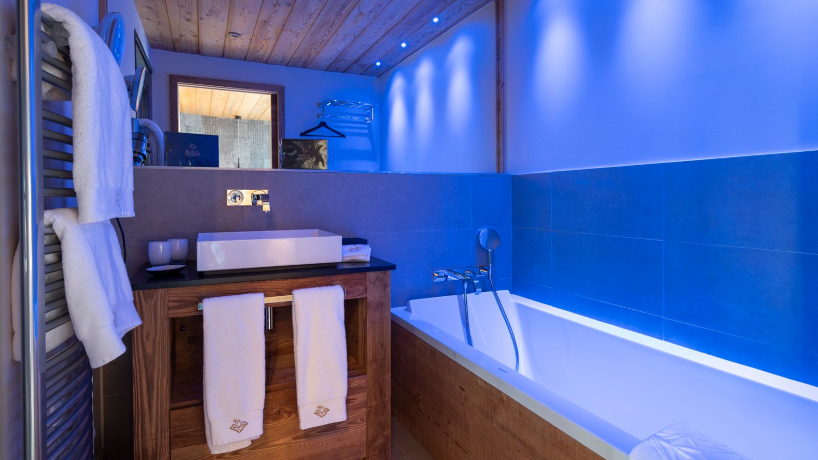 Chalet Orlov | Luxury Ski Chalets Val Thorens | Oxford Ski
