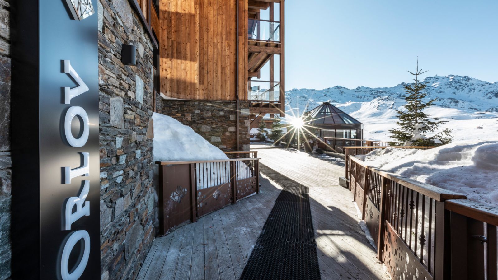 Chalet Orlov | Luxury Ski Chalets Val Thorens | Oxford Ski