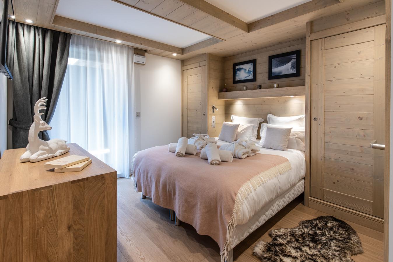 Manali Lodge | Luxury Ski Apartments Courchevel 1650 | Oxford Ski